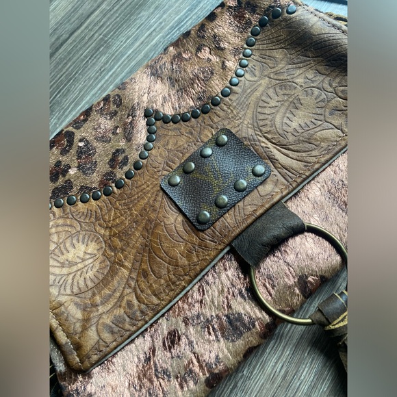 Keep It Gypsy | Bags | Keep It Gypsy Lv Western Style Crossbody Calf ...